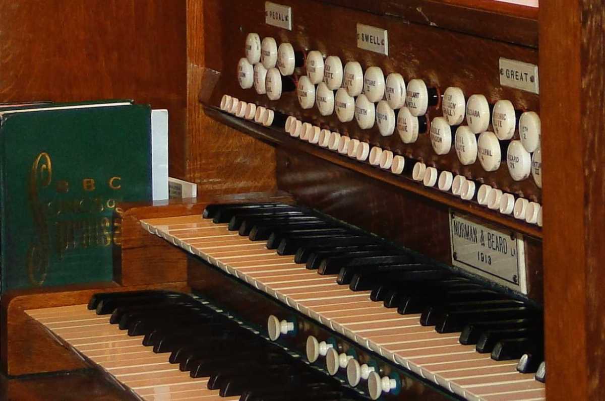 The Organ & Organ Students – St John's, West Byfleet